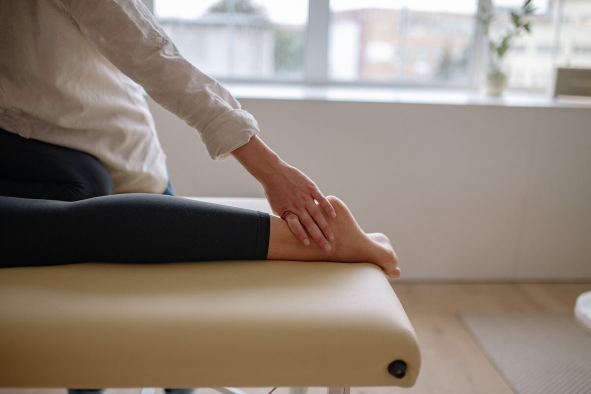 The Best Leg Massage for Circulation (4 Stretches, 5 Massages) | Next ...